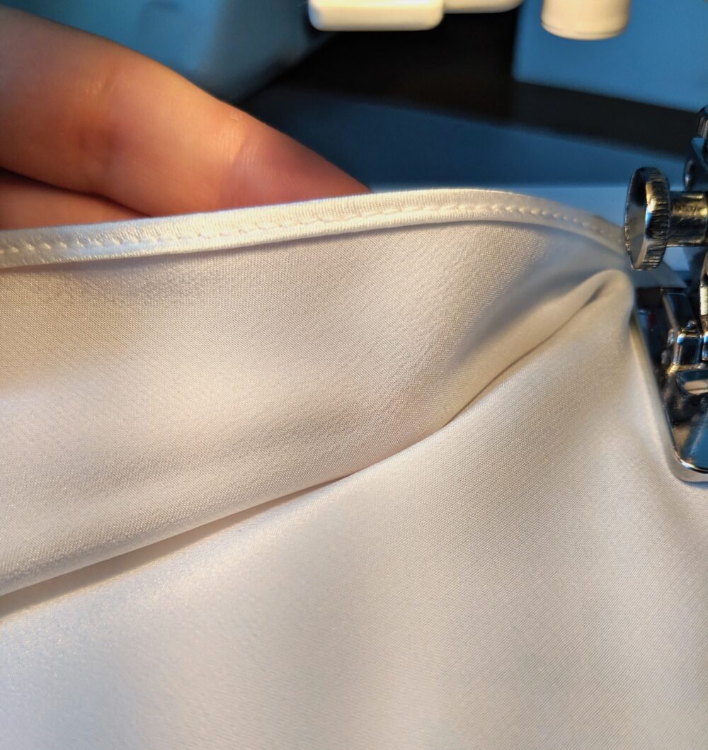 5 tips to sew delicate fabrics - CAMIMADE