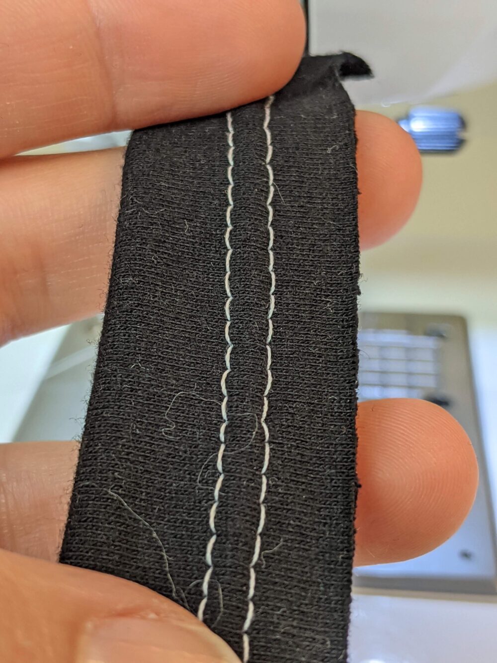 How to use a twin needle? Tips - CAMIMADE